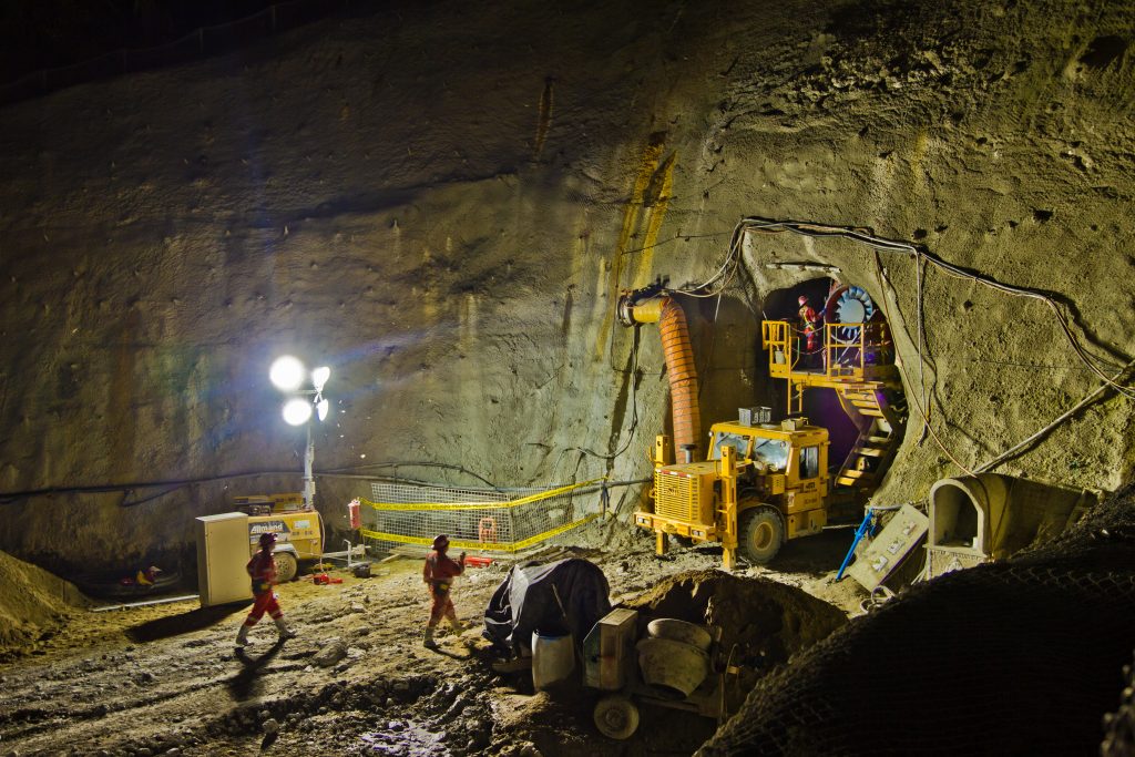 BT2 & BT3 BOOM TRUCK - MacLean Engineering