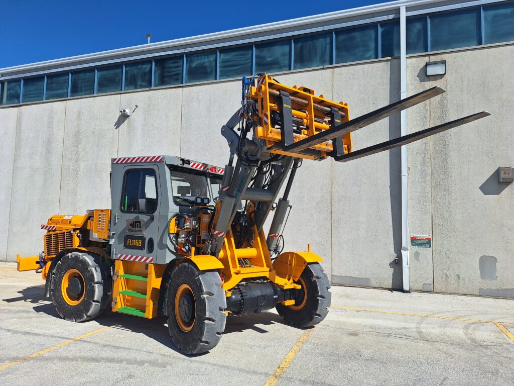 BT2 & BT3 BOOM TRUCK - MacLean Engineering