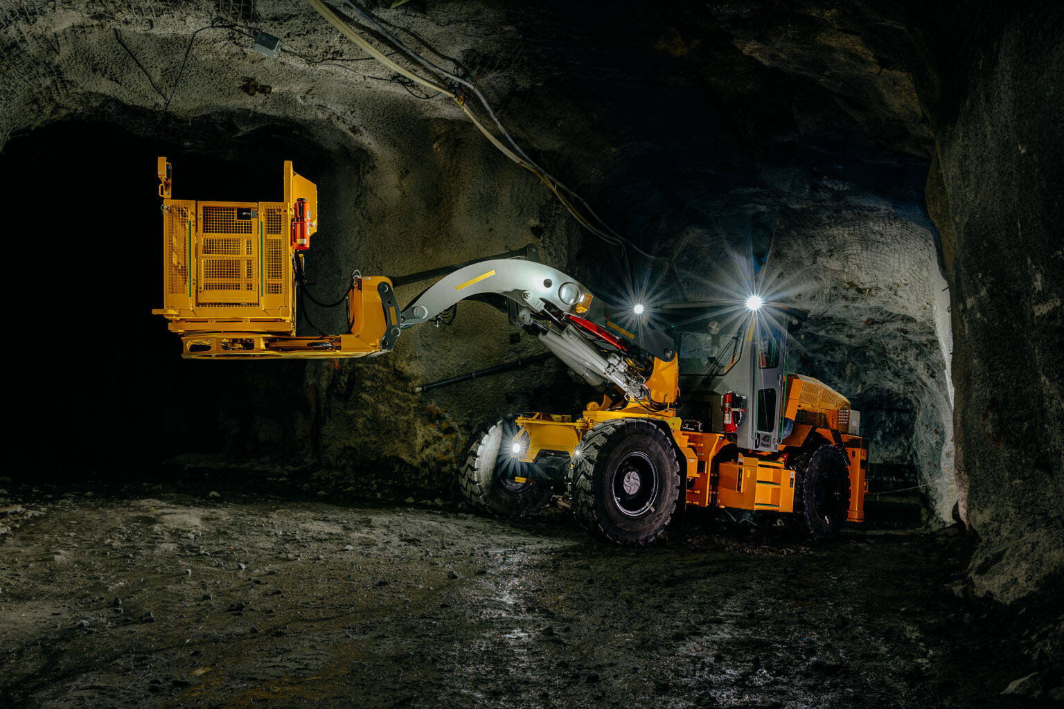Underground Mining - MacLean Engineering